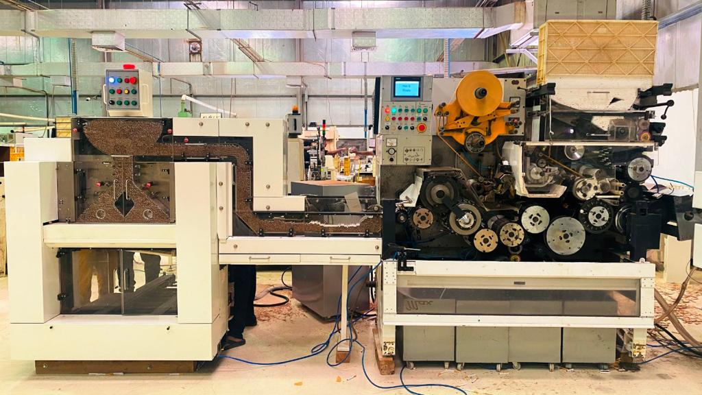 Molins MarK 9.5 with Max S Cigarette Making Machine